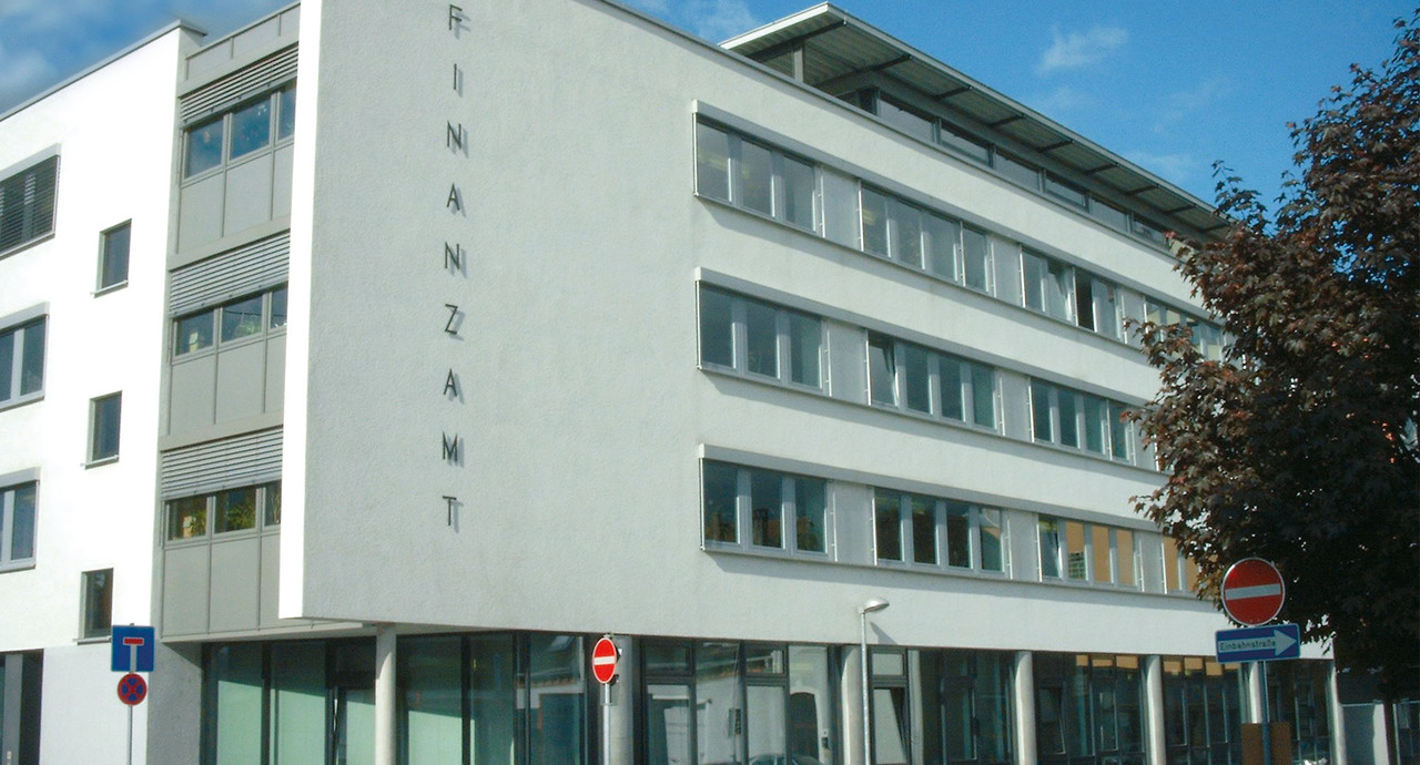 Neue Leitung beim Finanzamt Göppingen: Ministerium für Finanzen Baden ...