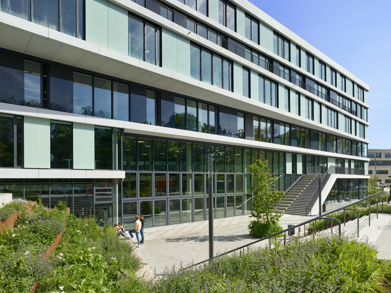 Neubau für die Fakultät Technik der DHBW in Stuttgart übergeben: Ministerium für Finanzen Baden ...